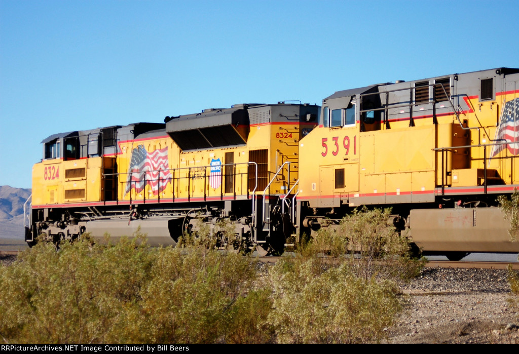 UP passing through Nipton, CA.